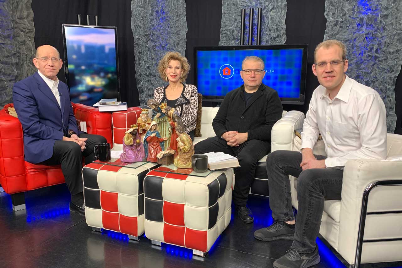 Jesus, Our King, Made a Great Exchange To Be With Us | Renner Ministries