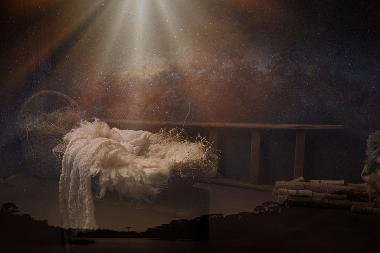 The Swaddling Clothes and Manger | Renner Ministries